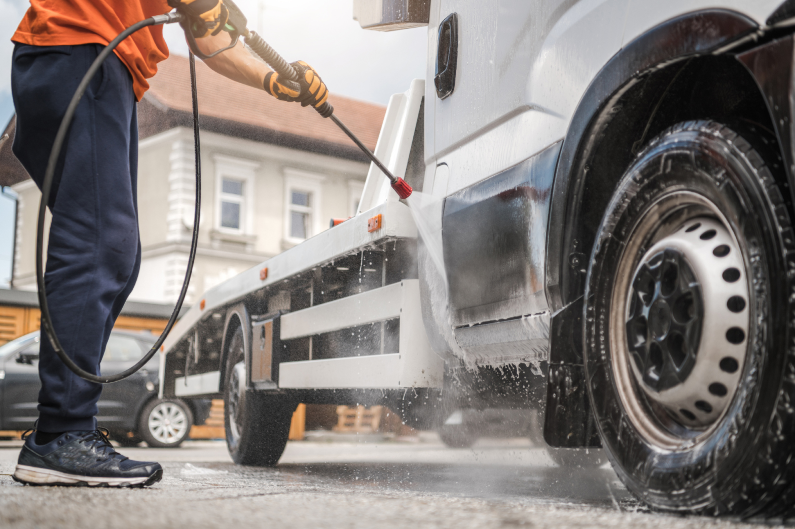 Professional Auto Detailing & Car Wash Expert in Medicine Hat, CA